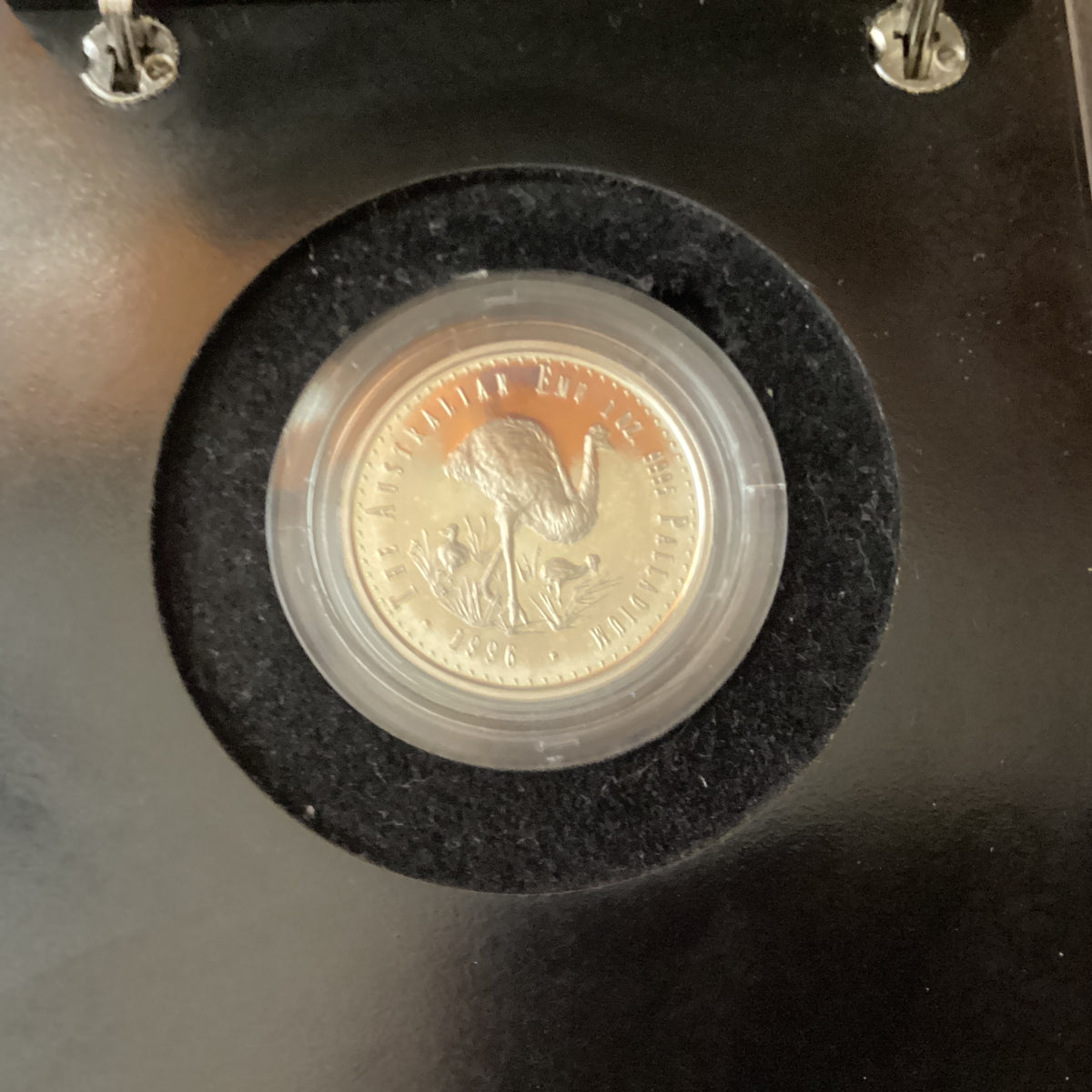 1996 $40 1oz Palladium Proof Coin. The Australian Emu. – Ensleigh Coins